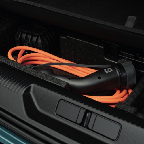 Plug-in hybrid vehicle charging