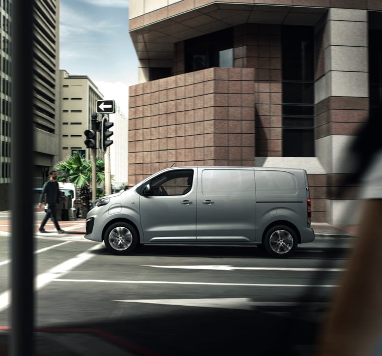 PEUGEOT E-Expert & Expert: the electric or combustion-engined van
